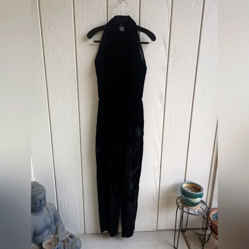 Vintage Barbara Barbara Collections Velor Velvet Halt… - Gem